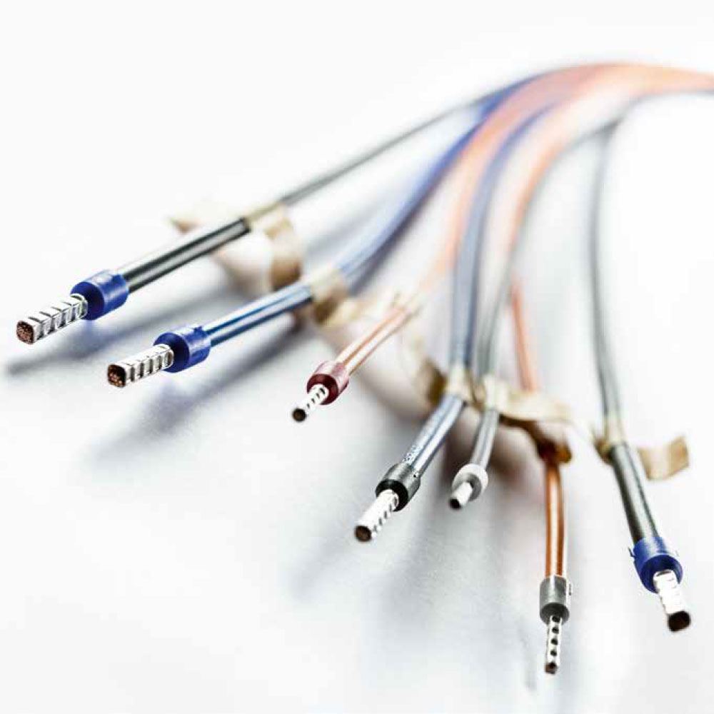 Komax Zeta 630 Crimping Machine | Unitek -Cable preparation, grouping ...